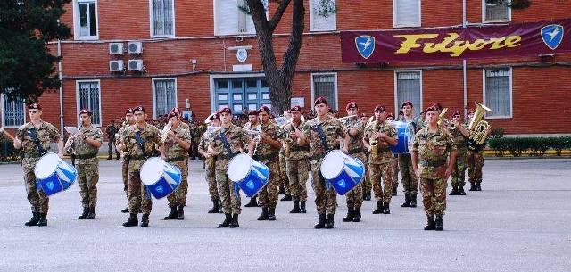 Valore e tradizione: i Canti dei Paracadutisti della Folgore